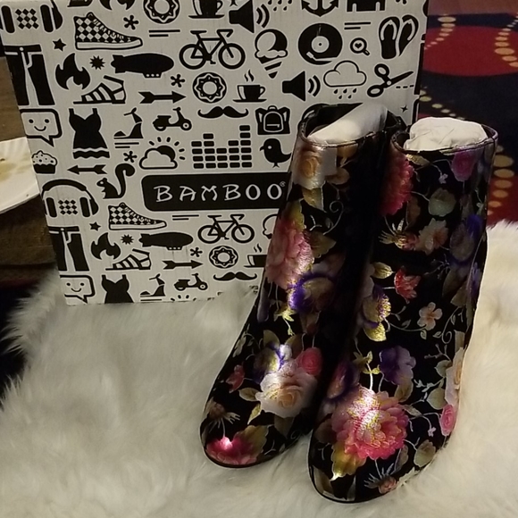 BAMBOO | Shoes | Bamboometallic Floral Accent Chunky Heel Booties ...